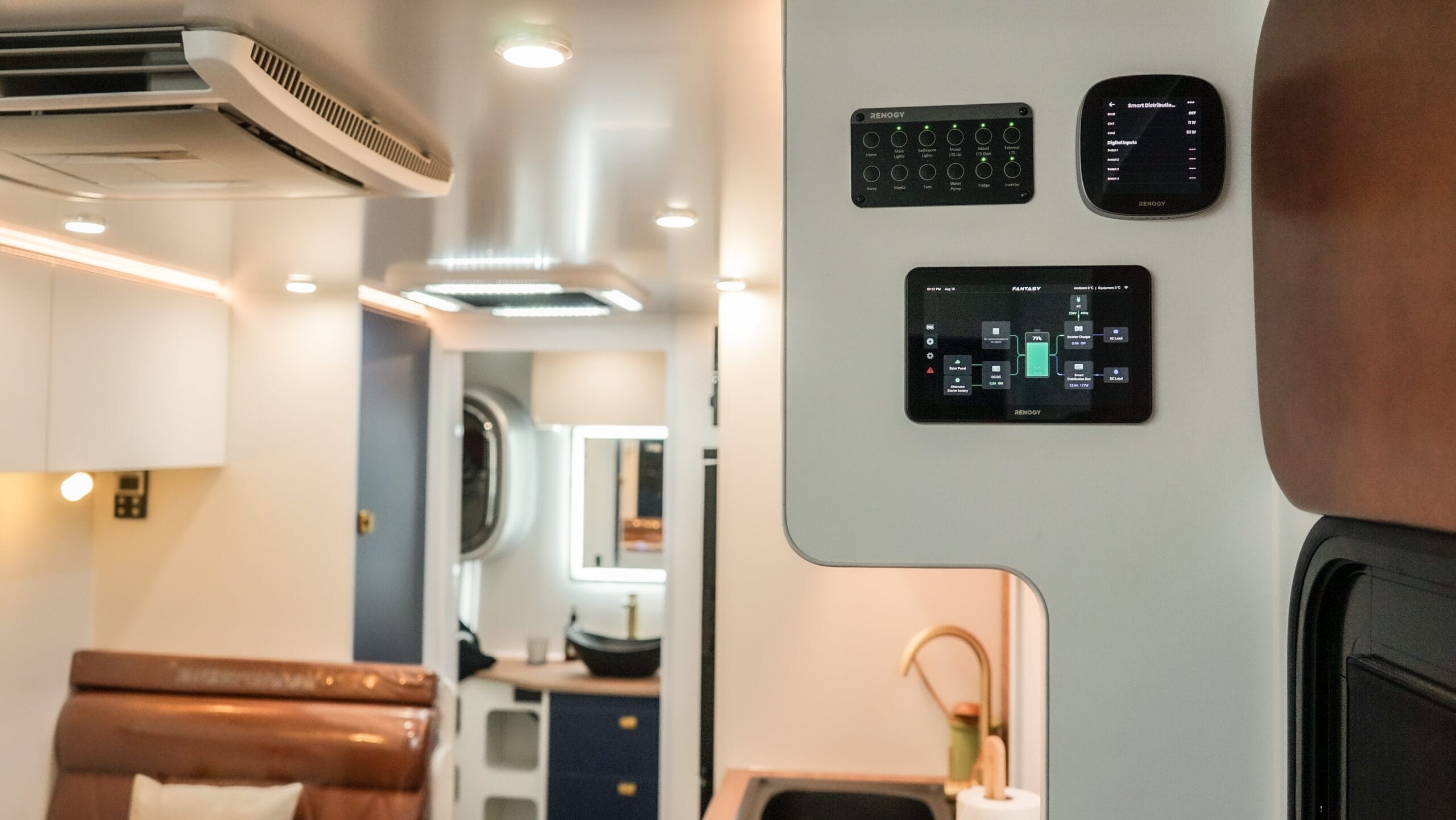 19ft Multi-Terrain Caravan | Fantasy Caravan Horizon 19